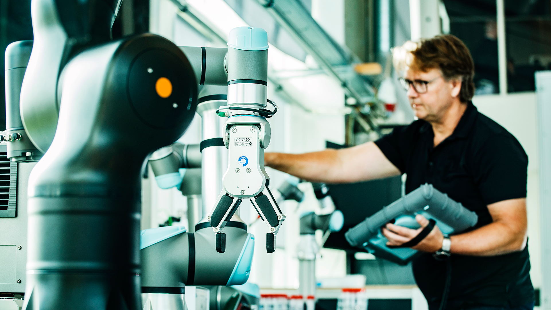 Collaborative robots - Danish Technological Institute