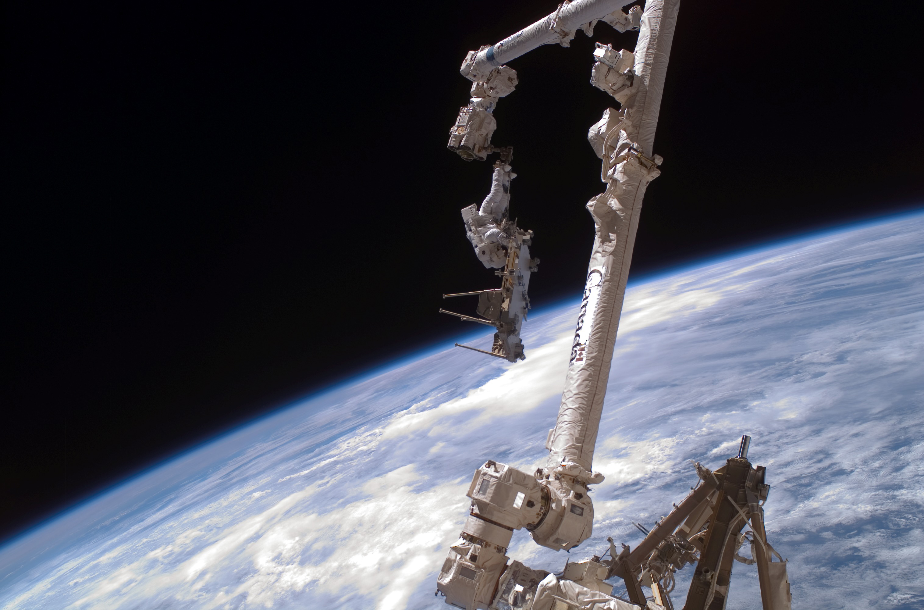 Danish experts to develop 'space suits' for robots - Danish ...