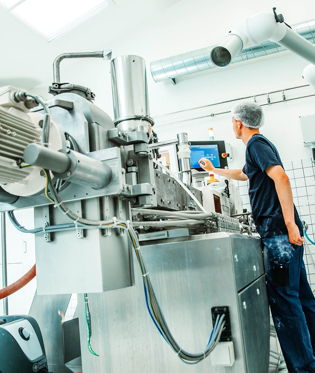 Pilot production of food and feed - Danish Technological Institute