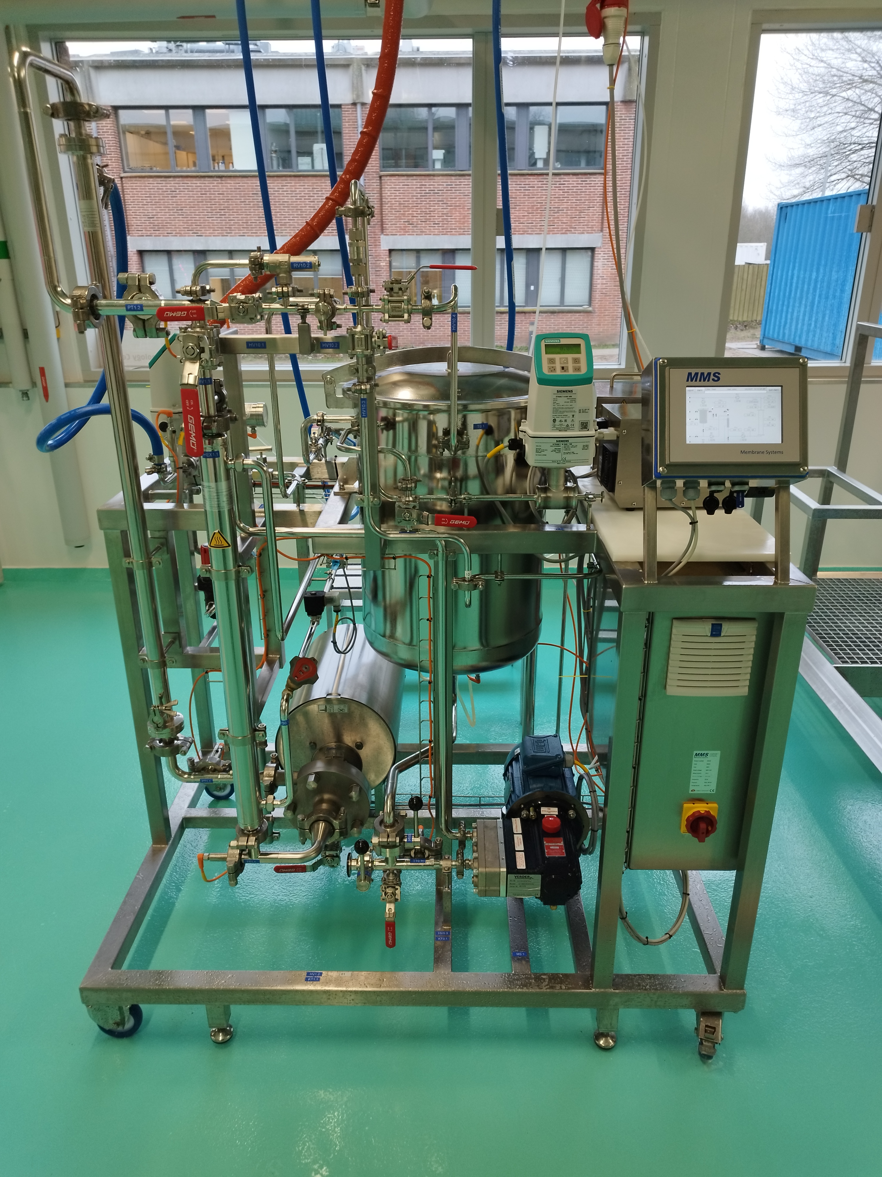 Filtration on a pilot scale - Danish Technological Institute