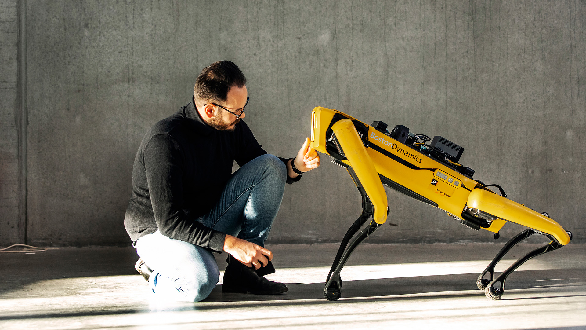 Robotics labs - Danish Technological Institute